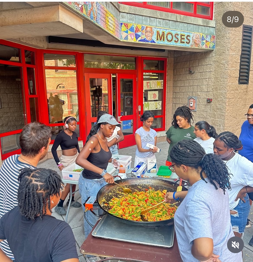 cypyouthactivitywithpagurestaurantcookingpaella.jpeg?mh=1080&mw=1920